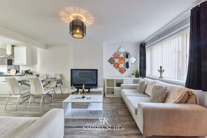 Modern 3br Family Home - Kingston Park - Sleeps 05 - Newcastle upon Tyne