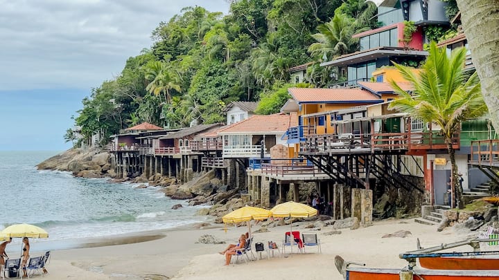 10 Passos Da Praia • Durma Ao Som Do Mar + Ar - Brazil