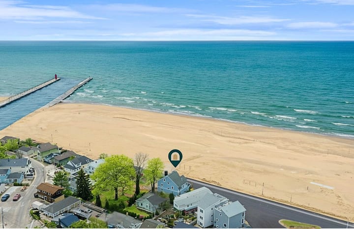 Coastal Blue | Beachfront Luxury | Sunset Views - South Haven, MI