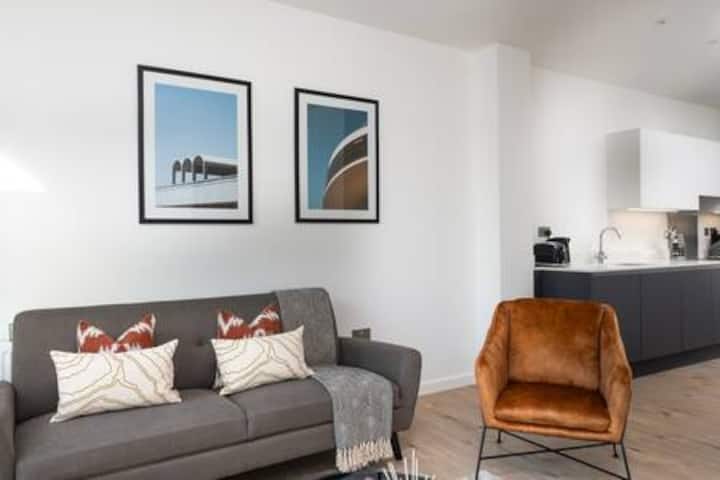 Rh7 · Vesto | 3-bedroom Apt In Lewisham Rh7 - Woolwich