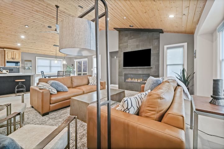 Spacious Park City Retreat With Private Hot Tub - Park City, UT