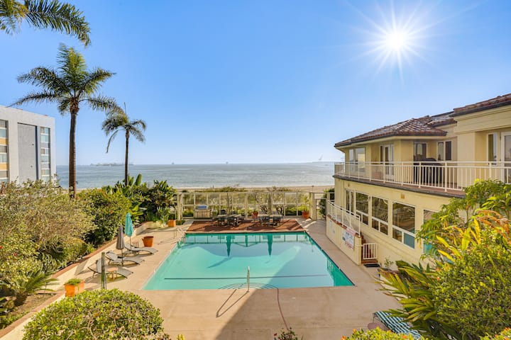 Beachfront Living In Long Beach: 2,500 Sq Ft Condo - Long Beach, CA