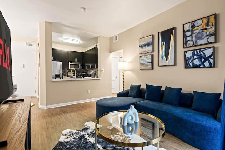 Prime 2bd-2ba Marina Del Rey • Free Parking & Pool - Santa Monica, CA