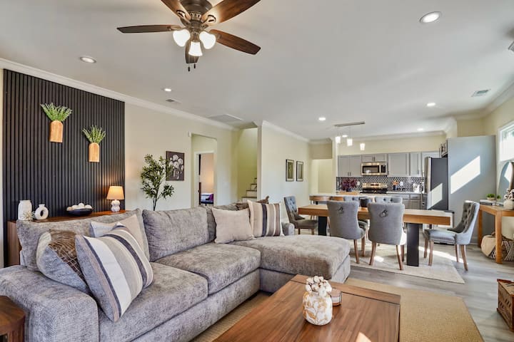 Beautifully Renovated Historic 4 Br Home|sleeps 16 - Birmingham, AL