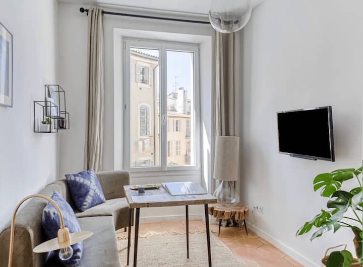 Fanny - Suite Elégante -Gare St Charles - Marseille