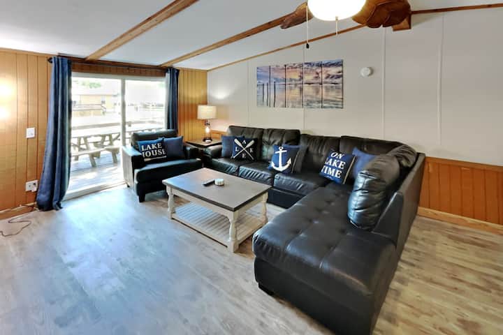 Just Remodeled—steps From Pool! | 10 Ppl | Ic65 - Put-in-Bay, OH