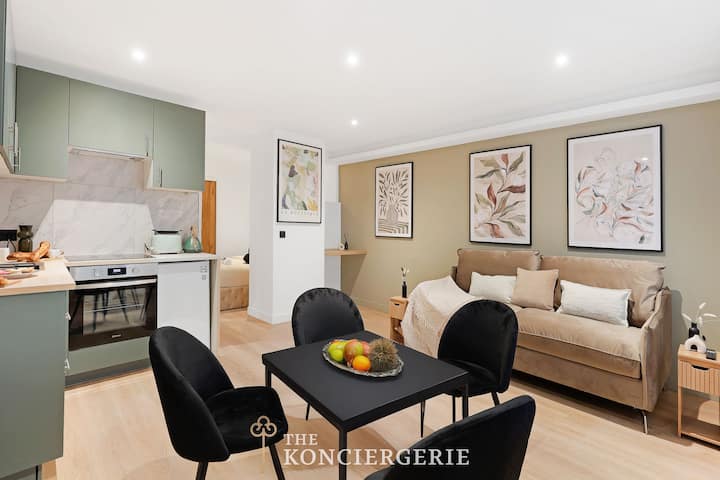 Appartement Coloré & Rénové Avec Coin Nuit – Paris - Porte de Bagnolet