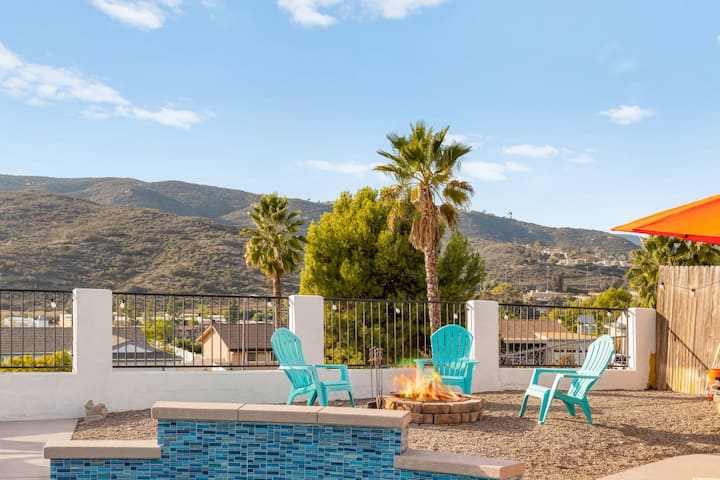 Southwest Oasis Pool, Fire Pit, Views & Family Fun - Poway, CA