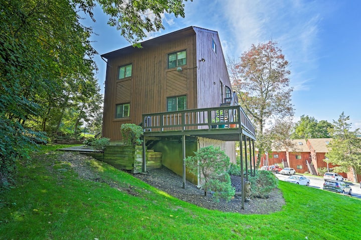 Vernon Condo W/ Deck, Near Appalachian Trail! - Vernon Township, NJ