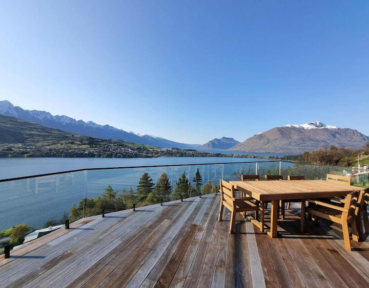 Panorama On Sunrise - Lake And Mountain Views - Queenstown