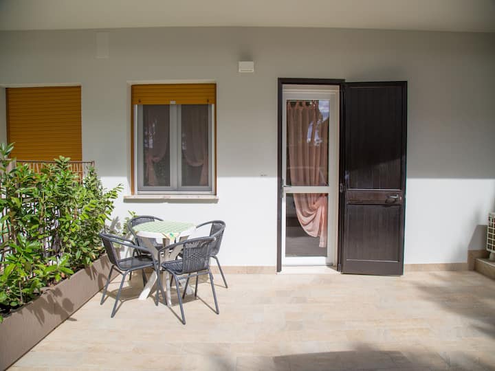 Super Hébergement Avec Un Joli Patio - Eraclea Mare