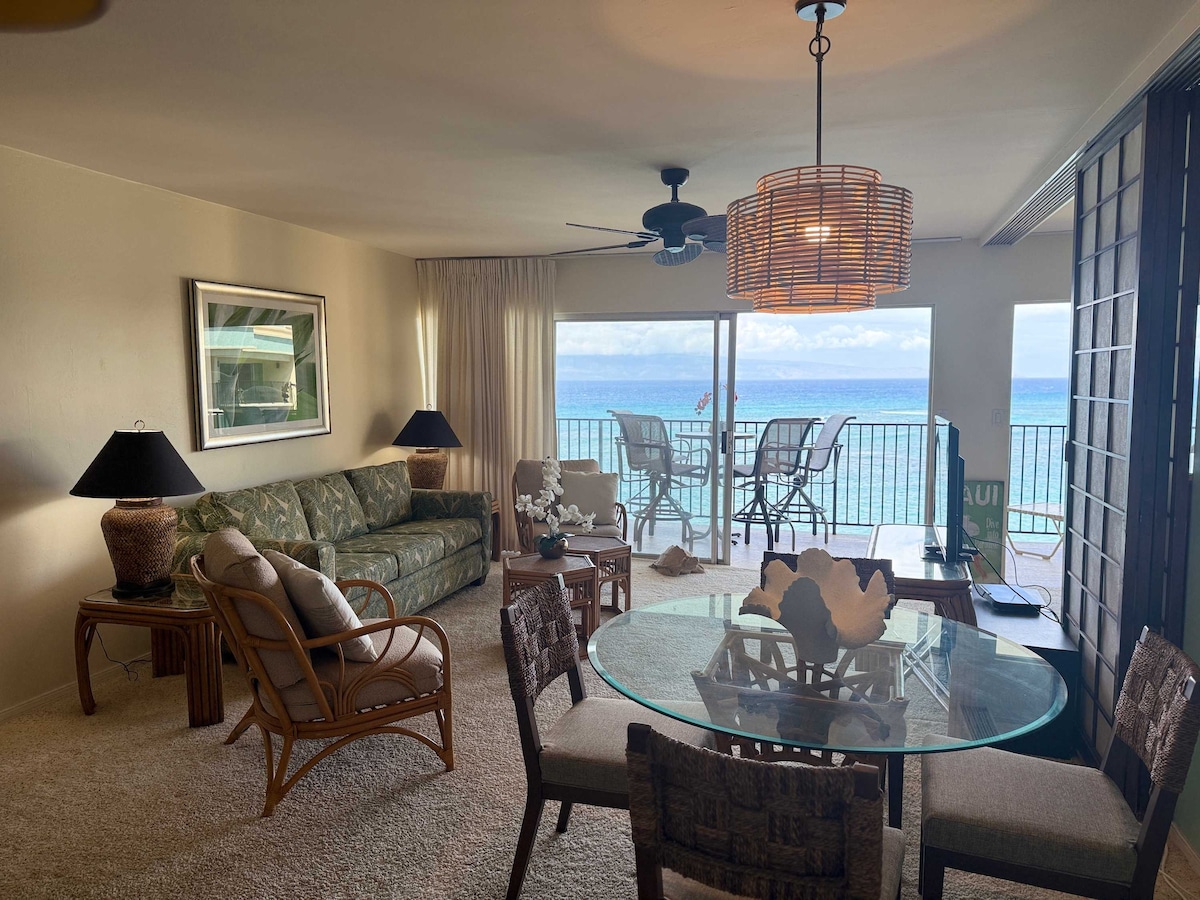 Top Floor Oceanfront| Whales | 2 Kings | Big Lanai - Apartments for ...