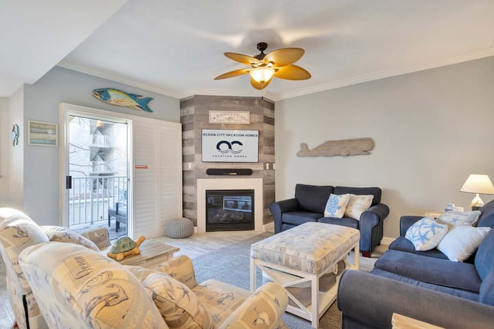 Astoria 104, Rooftop Pool, Linens Included - Ocean City, MD