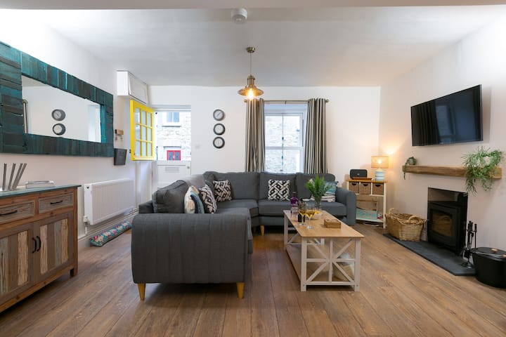 Dan’s Den-cottage–dog Friendly–wood Burner - セント・アイヴス