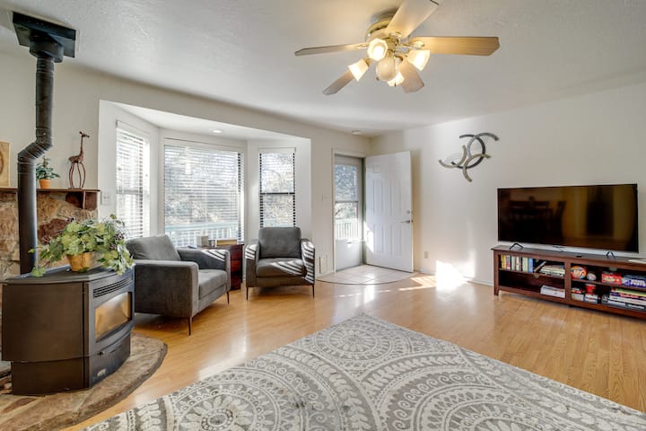 Payson Home W/ Yard & Deck: Pets Welcome! - Payson, AZ