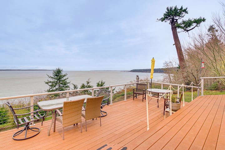 Uninterrupted Water Views! Whidbey Island Getaway - Port Townsend