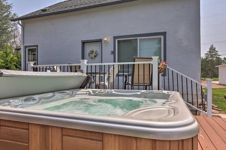 Cozy Rapid City Home W/ Hot Tub & Patio - 래피드시티