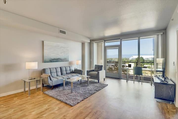 Comfy, Holiday 2br Getaway W/ Heating - San Francisco Bay Area, CA