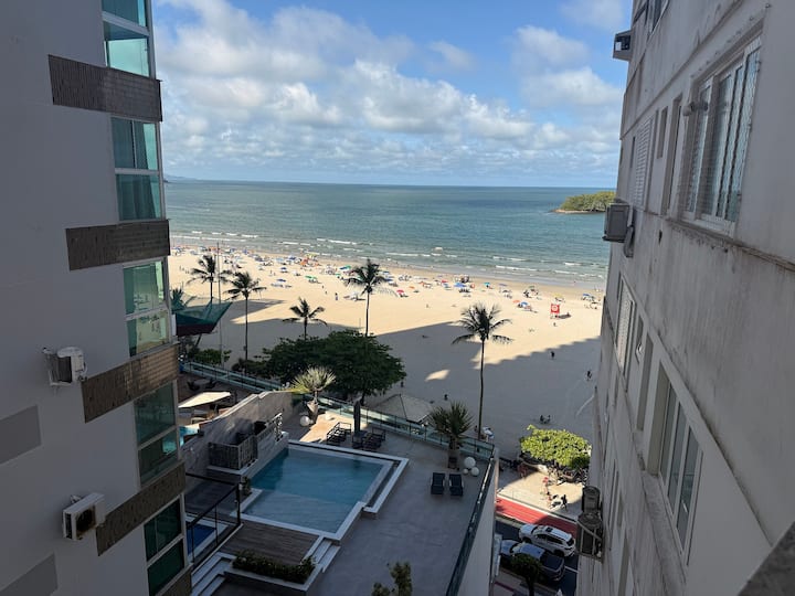Rv01- Av. Atlântica • 1 Suíte • Vista Mar • Sacada - Balneário Camboriú