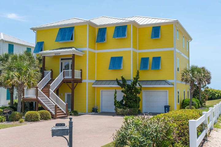 Casa Del Sole, Oceanfront Home - エメラルド・アイル, NC