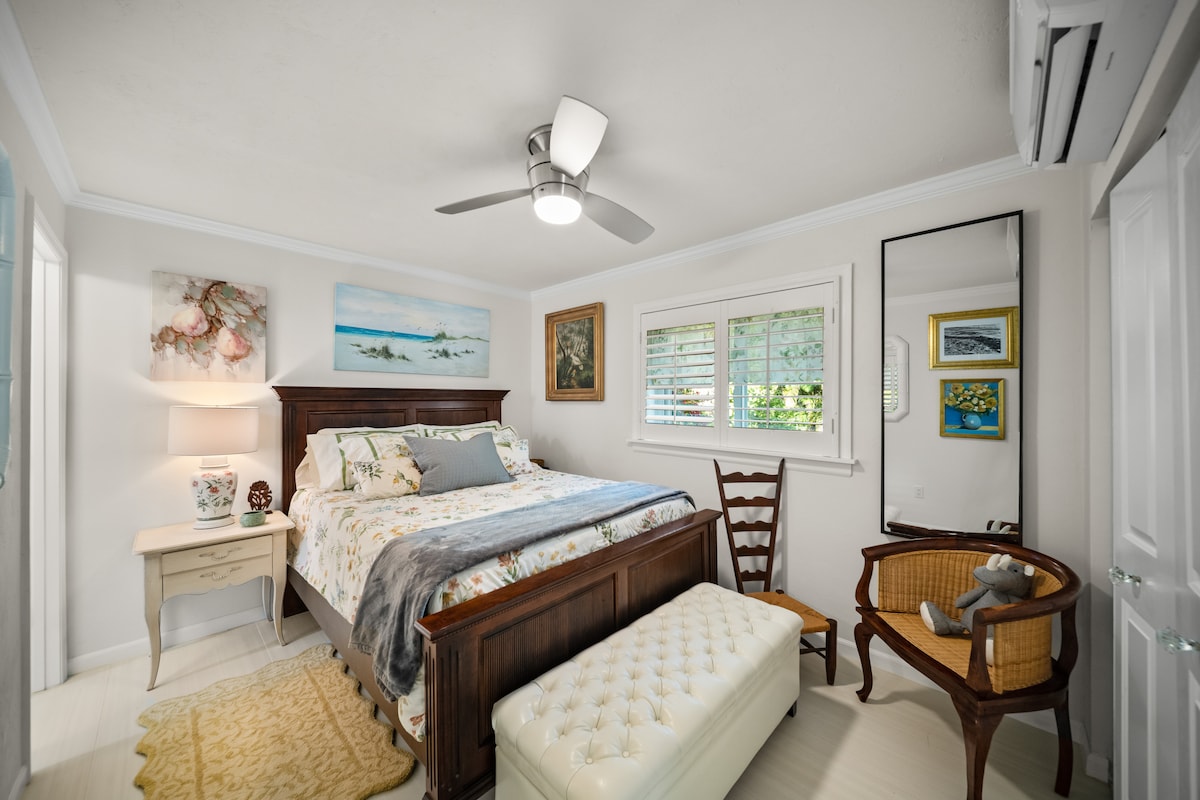 Vanderbilt Dr Suites! Spaziere zum Vanderbilt Beach - Häuser zur Miete ...