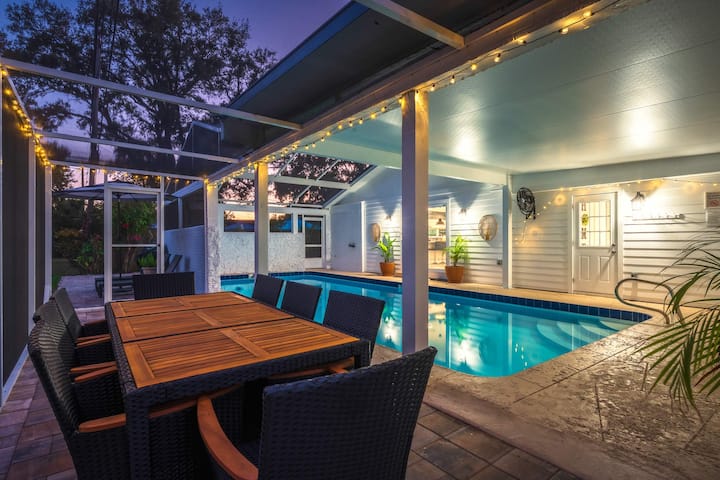 New Waterfront Stay • Heated Pool • Pets Welcome - Clearwater Beach, FL