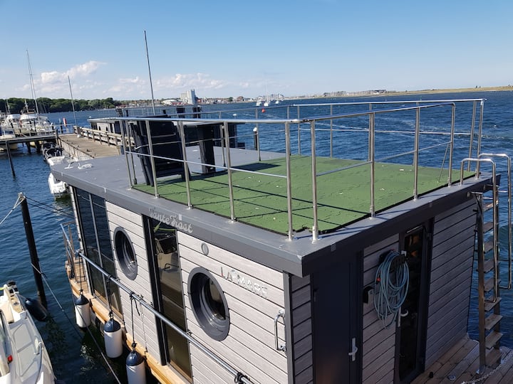Exclusives Hausboot "Tante Trost" (163981) - Heiligenhafen