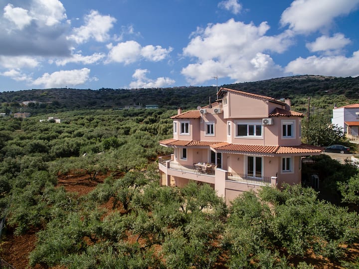 Villa Agrianna: A Private Nature Retreat & Garden - Hersonissos