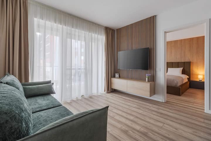 Velours Suites · Calm Green - Oradea