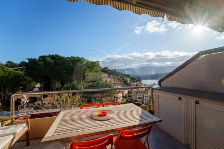 Il Porto 19 Una Mansarda Sul Mare - Goelba - Porto Azzurro