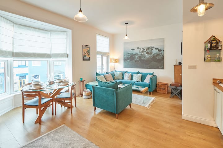 Saltburn Centre 3-bed / 3-bath Apartment - Saltburn-by-the-Sea