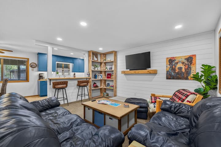 Evergreen Escape-near Downtown W/ Tons Of Parking - McCall, ID