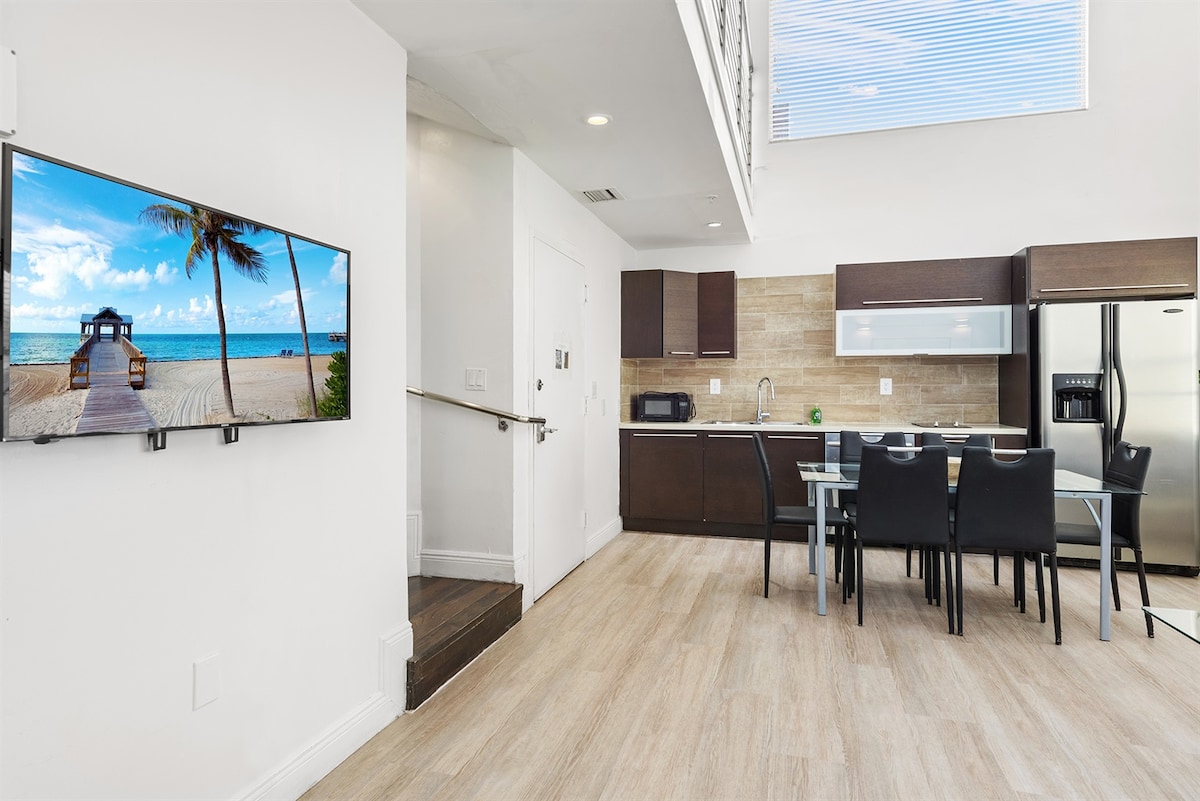 Ocean Drive 2BR avec balcon | Marchez jusqu'à la plage - Appartements à ...