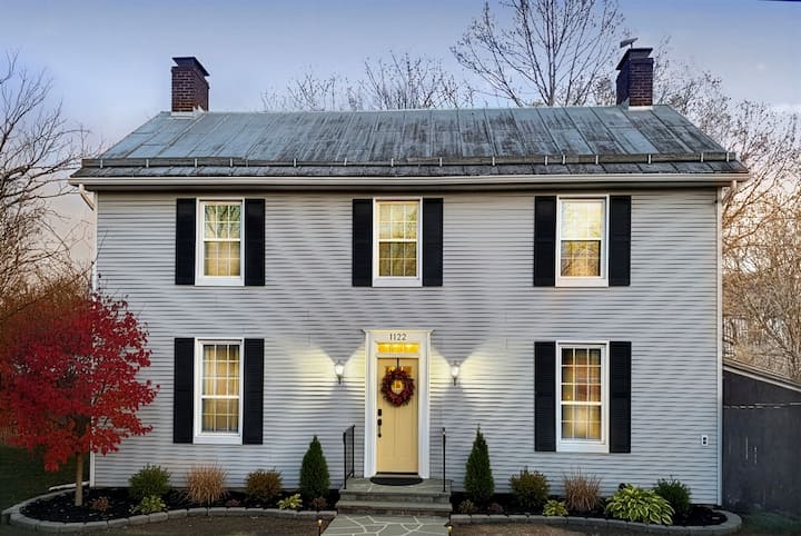 Idyllic Riverfront Farmstead, Golf, Spa & More - Shepherdstown, WV