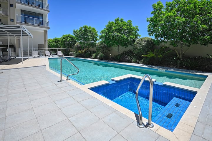 Bulcock Street Beachside Haven - Caloundra