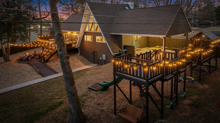 Relax & Reconnect At This Thoughtful River Retreat - Mount Airy, NC