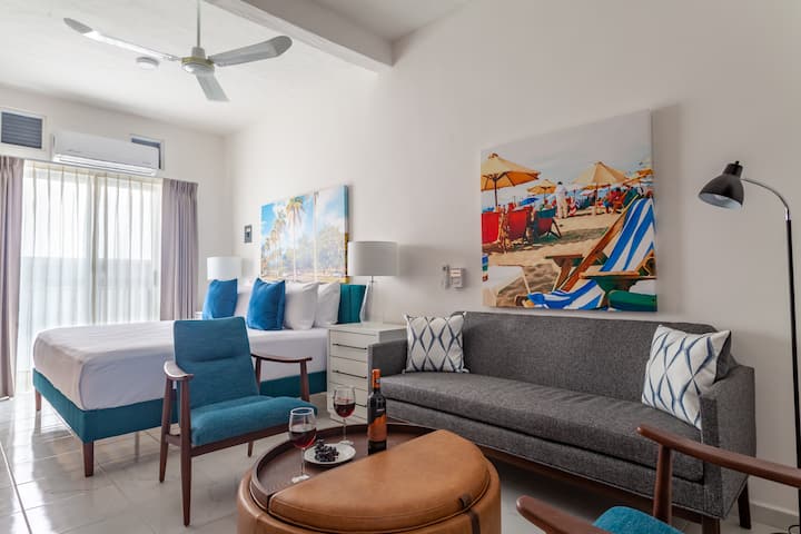 Spacious Studio With King Bed & Rooftop Pool - Puerto Vallarta