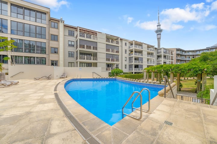 Premium Viaduct Apt By Waterfront | Pool & Parking - Auckland