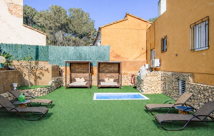 Gorgeous Home In Can Trabal - Vilafranca del Penedès