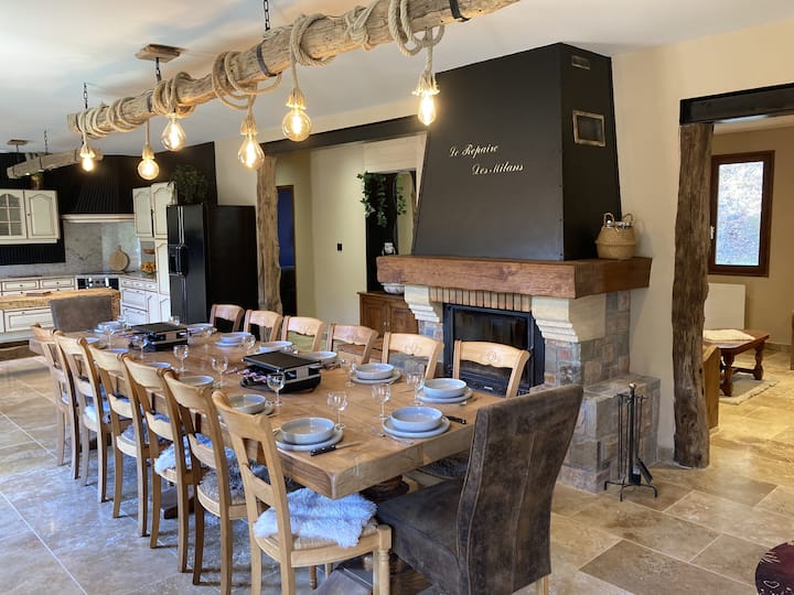 Maison Auvergnate Le Repère Des Milans - Vic-sur-Cère