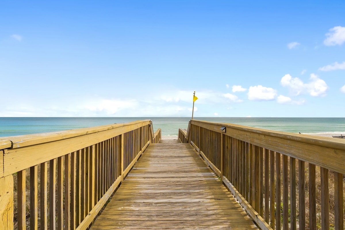 Gulf Views | Resort Amenities | Indigo West 1103 - Apartments for Rent ...