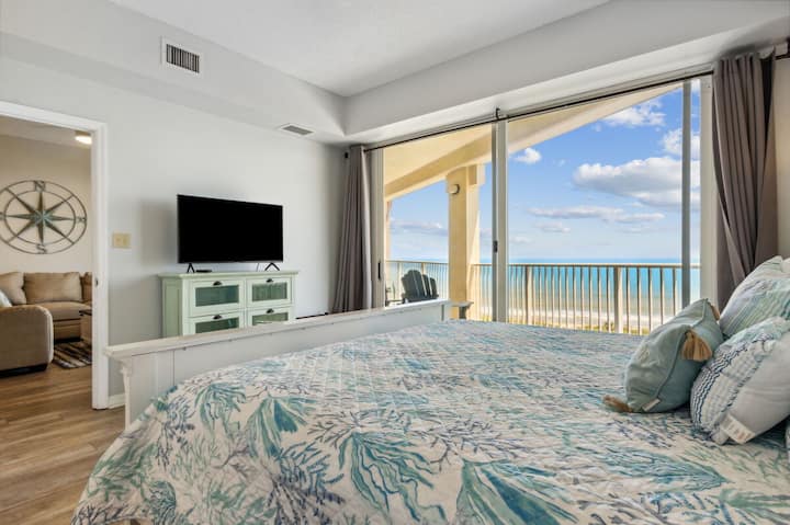 Penthouse Oceanfront Condo - Marineland Dolphin Adventure, St. Augustine