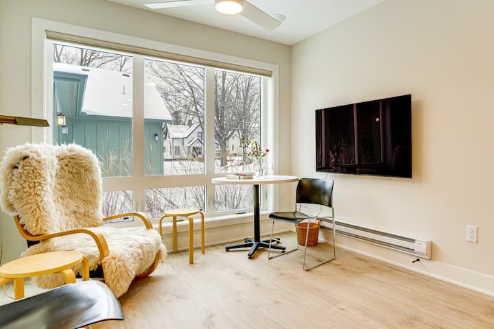 < 1/2 Mi To Downtown: Quiet Northfield Apartment - Nerstrand Big Woods State Park, Nerstrand