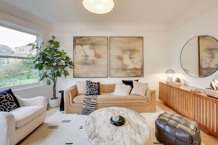 Stylish Renovated 3-br San Francisco Condo - San Francisco, CA