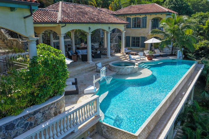 Upper Peter Bay Luxury Villa W/ Pool & Ocean Views - Saint John