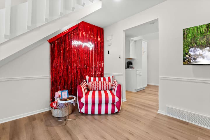 The Diet Coke Dreamland: Kingbeds, Sodafountain - Overland Park, KS