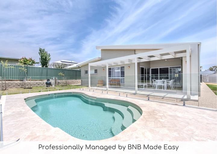 Sunningdale | Pool Entertainer, Luxurious Living - Dubbo