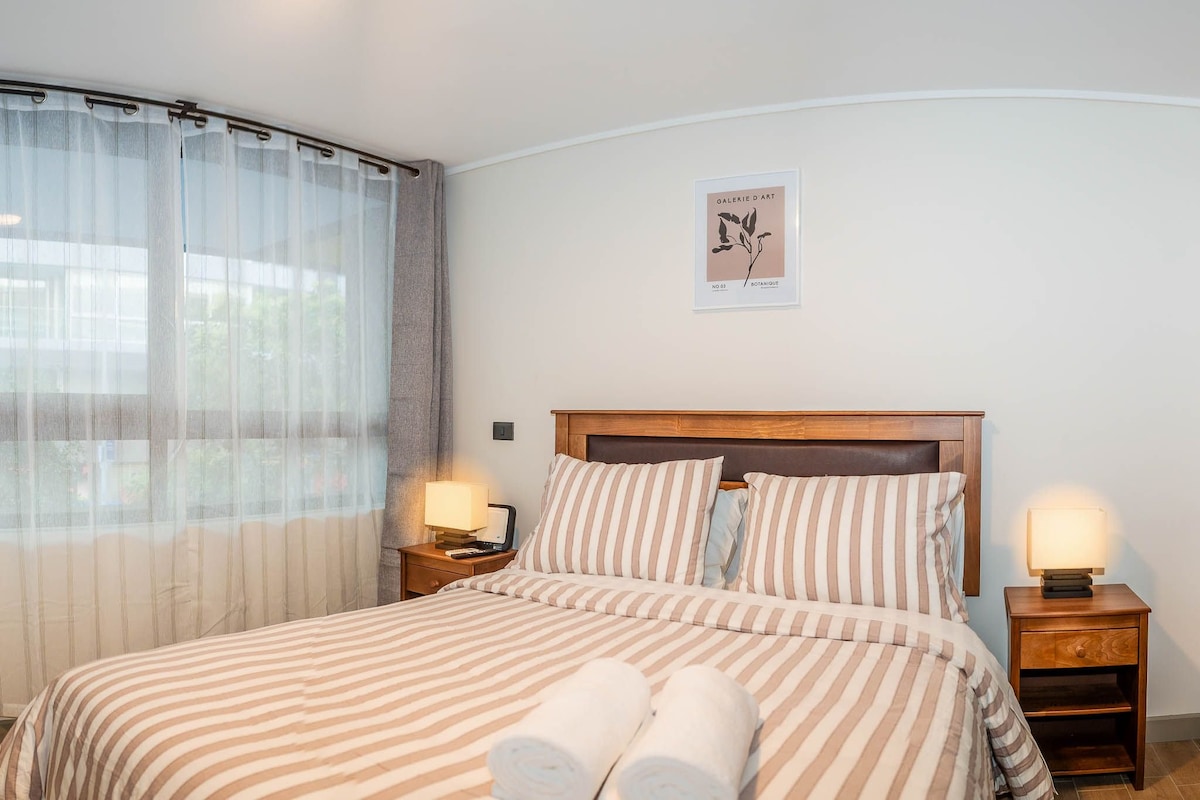 Mesa 24/7 com ar condicionado, equipada para 4 pessoas - Apartamentos ...