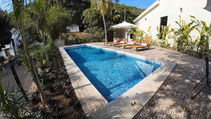 Belle Maison Avec Piscine Privée A 80 M De La Plag - Chacala