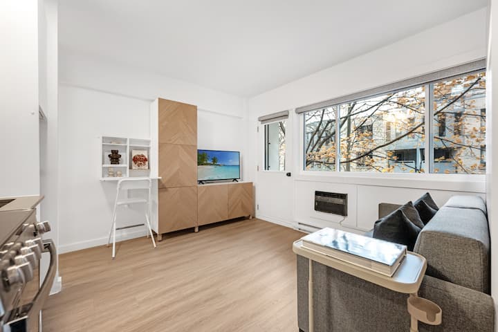 Liv Mtl-3 | Smart Studio Loft Downtown Montreal - Montreal